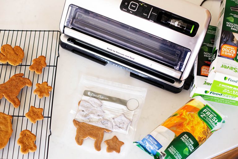 Our Favorite Gluten-Free Gingerbread Cookie Recipe & How to Store Them ...